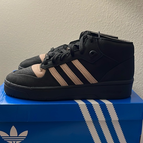 adidas Originals | Shoes | Nwt Adidas Originals Rivalry Mid 0 Mens ...